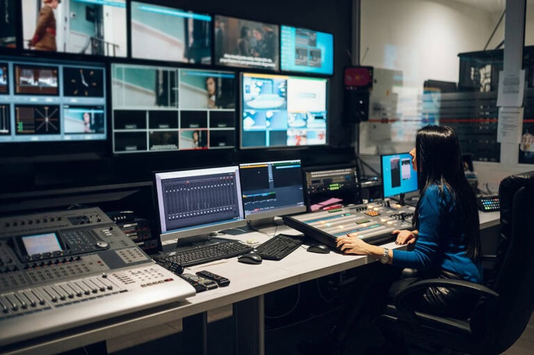 Audio Visual Technology for Broadcast Rooms | Crunchy Tech
