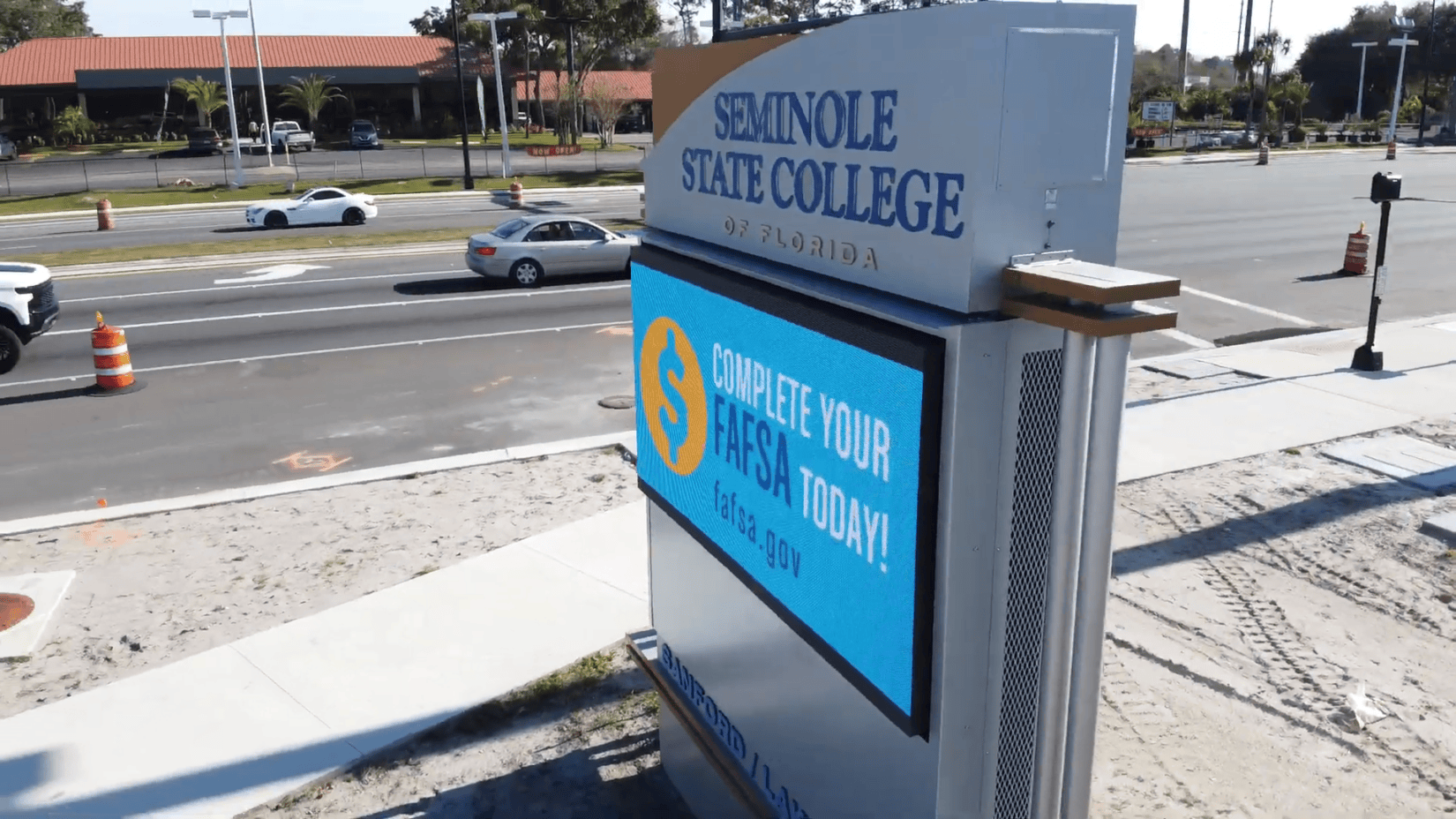 Digital Signage for Schools - Info Displays | Crunchy Tech